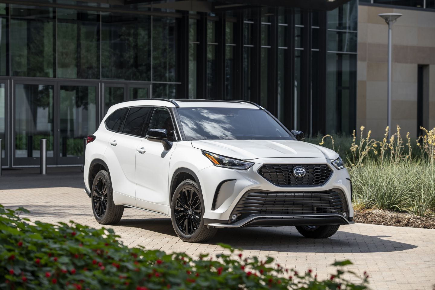 Acadia Toyota | 2026 Toyota Highlander vs. Grand Highlander: Which ...