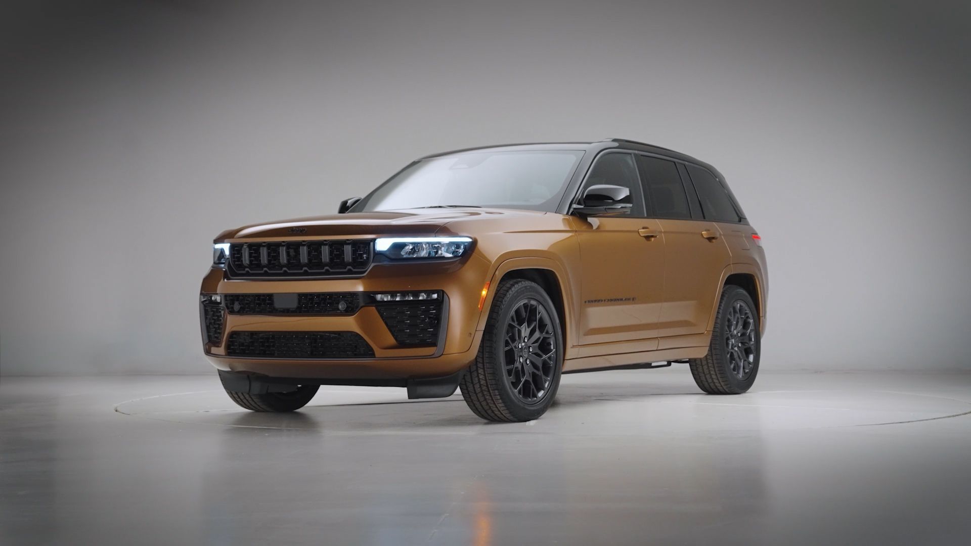 Jeep Grand Cherokee 2026 : Guide des versions Laredo, Limited et Summit ...
