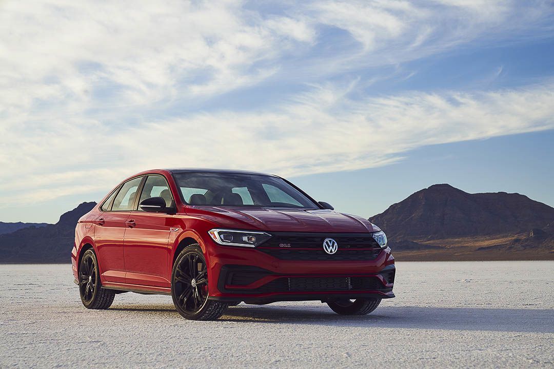 Jetta vs Jetta GLI: Their Differences | VW Lauzon Blainville