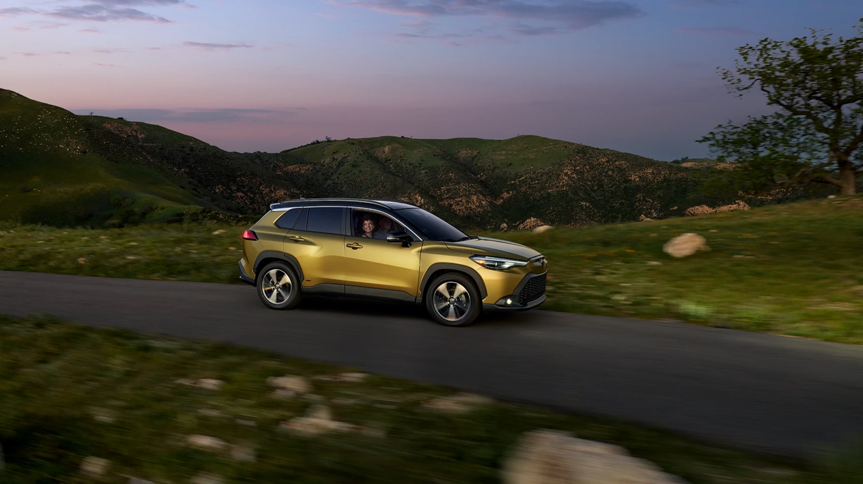 Rocoto Toyota | Voici la Corolla Cross hybride à Chicoutimi