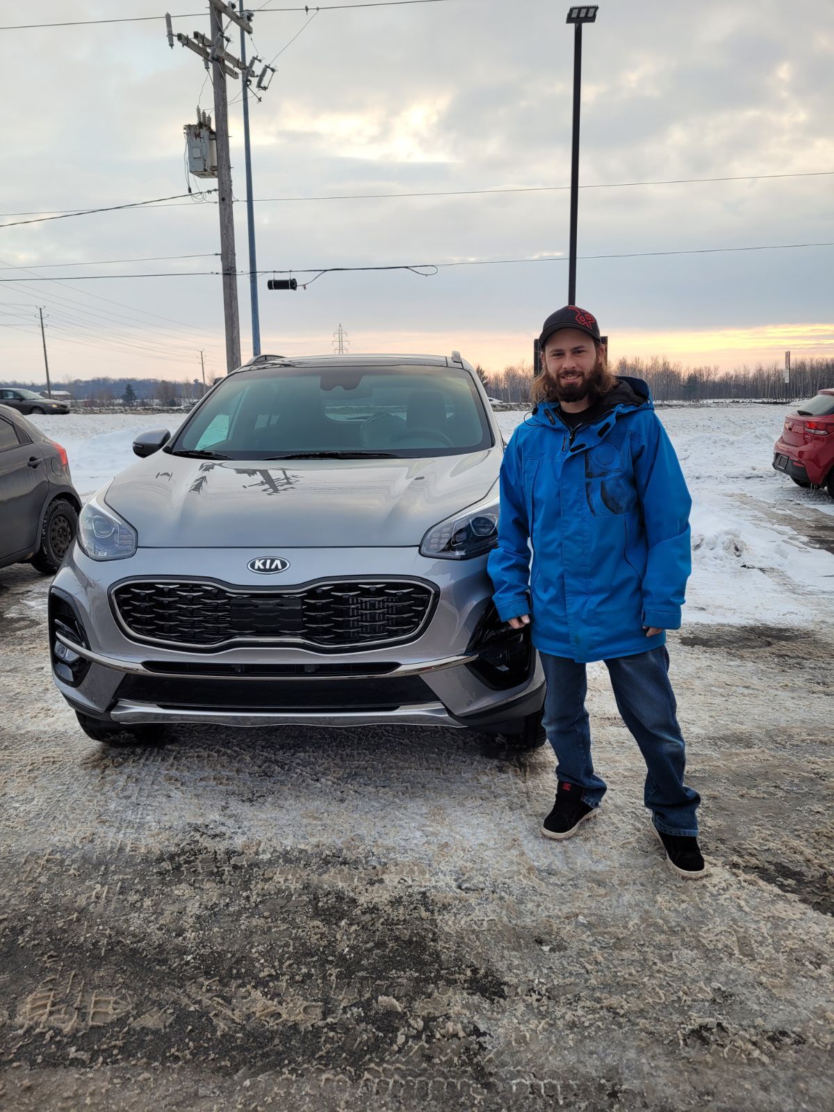 MAXIME CHARETTE dit UN BEAU KIA SPORTAGE POUR UN CLIENT DE SAINTE ...