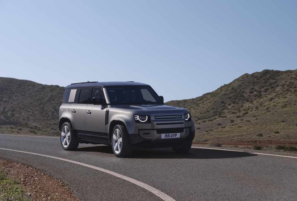 An Overview of the Advantages of the 2024 Land Rover Defender Over the ...