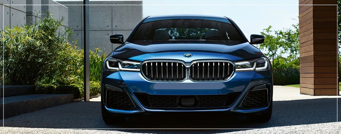 2023 BMW 530e xDrive Plug-in Hybrid | BMW Aurora