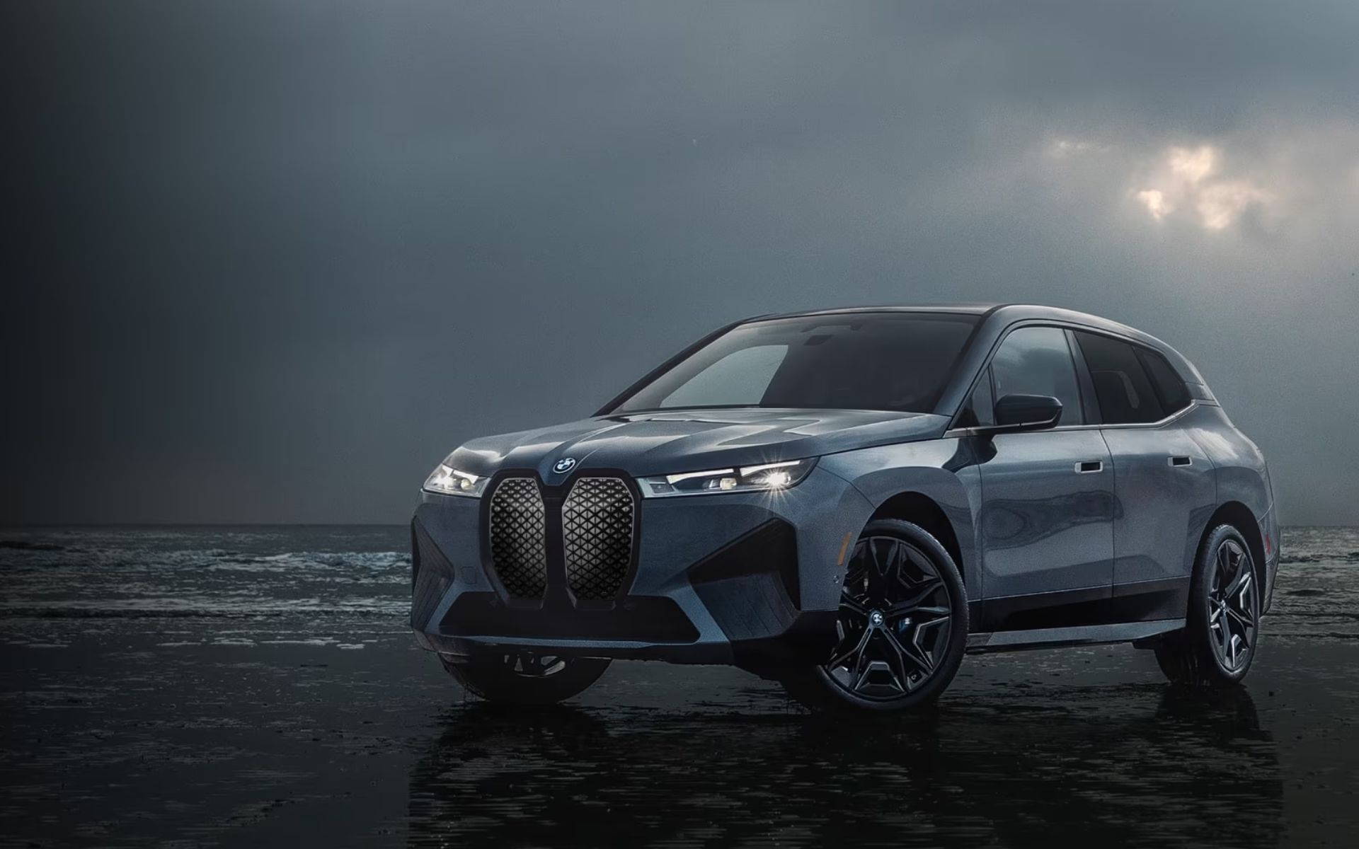 2024 iX M60 In Aurora | BMW Aurora