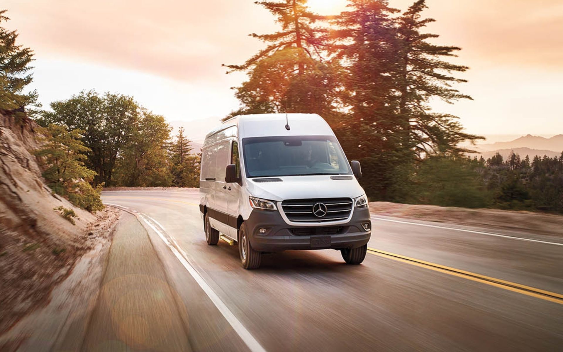 Mercedes-Benz Boundary | 2024 Sprinter 2500 Configurations and Payload ...