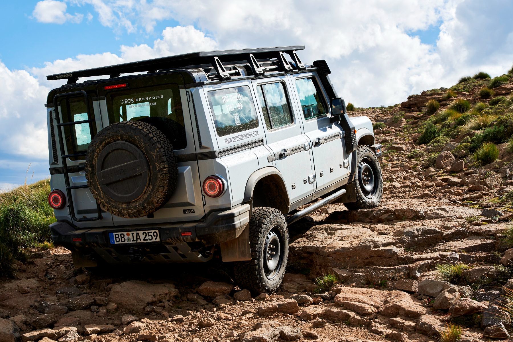 Dilawri INEOS Grenadier | INEOS Grenadier remporte la victoire dans la ...