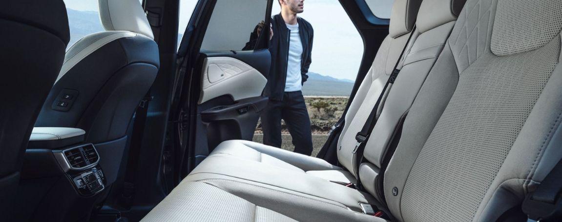 INFINITI North Vancouver | 2024 Infiniti QX60 vs. 2024 Lexus RX 350 ...