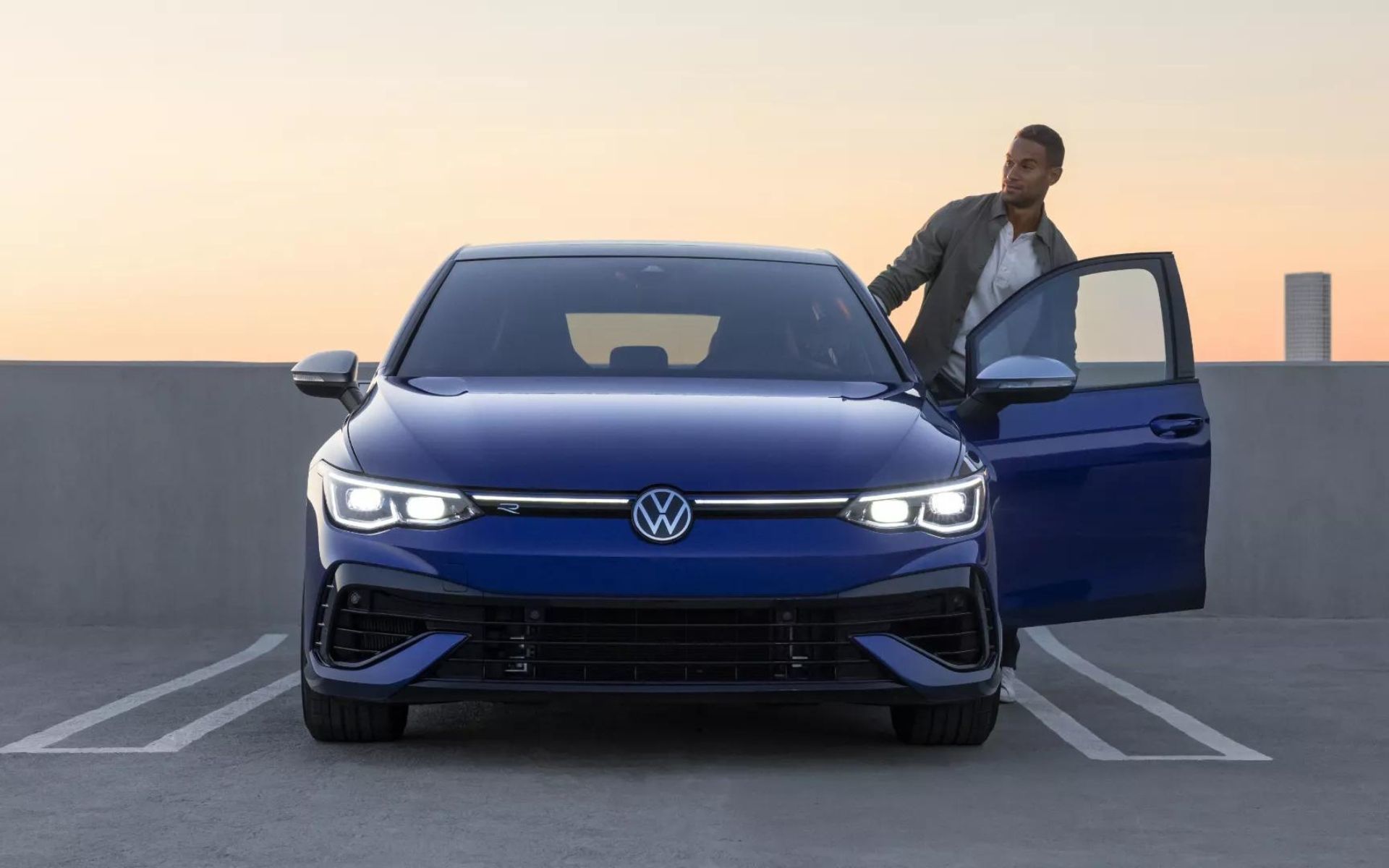 Barrie Volkswagen | The Evolution of Performance: 2024 Volkswagen Golf R