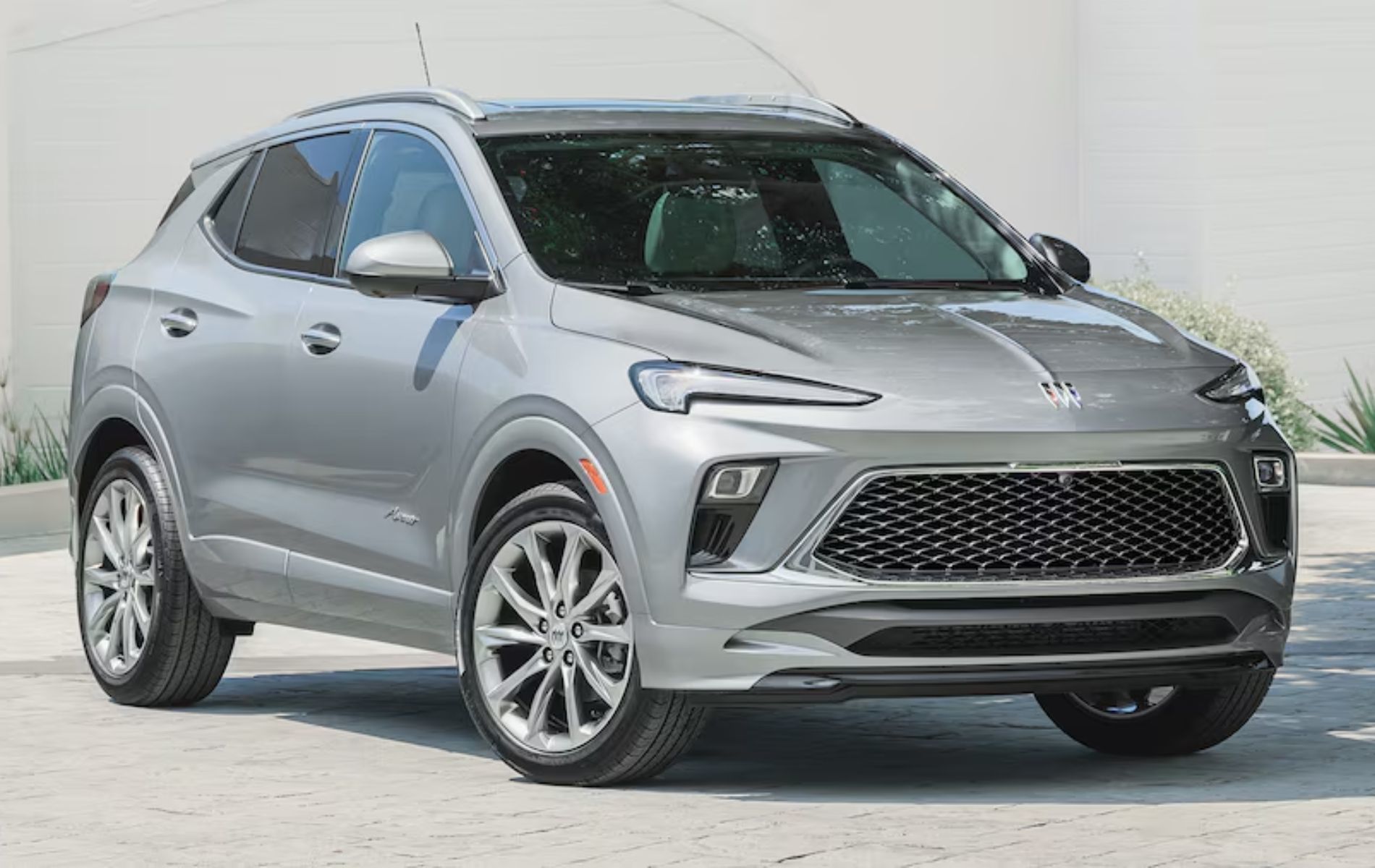 Frost Chevrolet Buick GMC Ltd in Brampton | Comparing the 2025 Buick ...