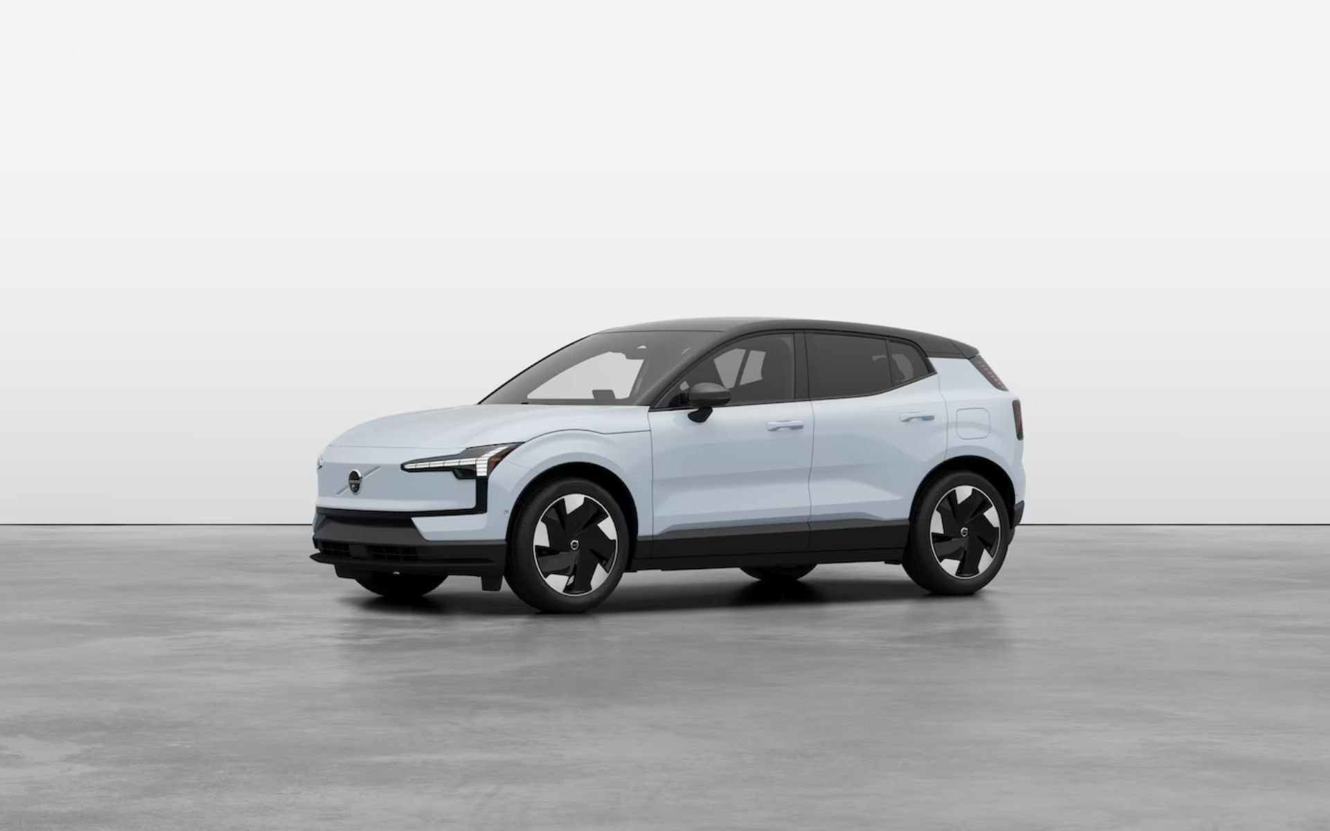 Volvo EX30 2025 : le petit VUS électrique qui fait le maximum | Volvo ...