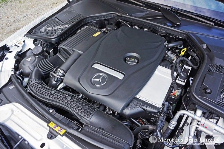 Mercedes-Benz Langley | 2016 Mercedes-Benz C 300 4MATIC Sedan road test ...