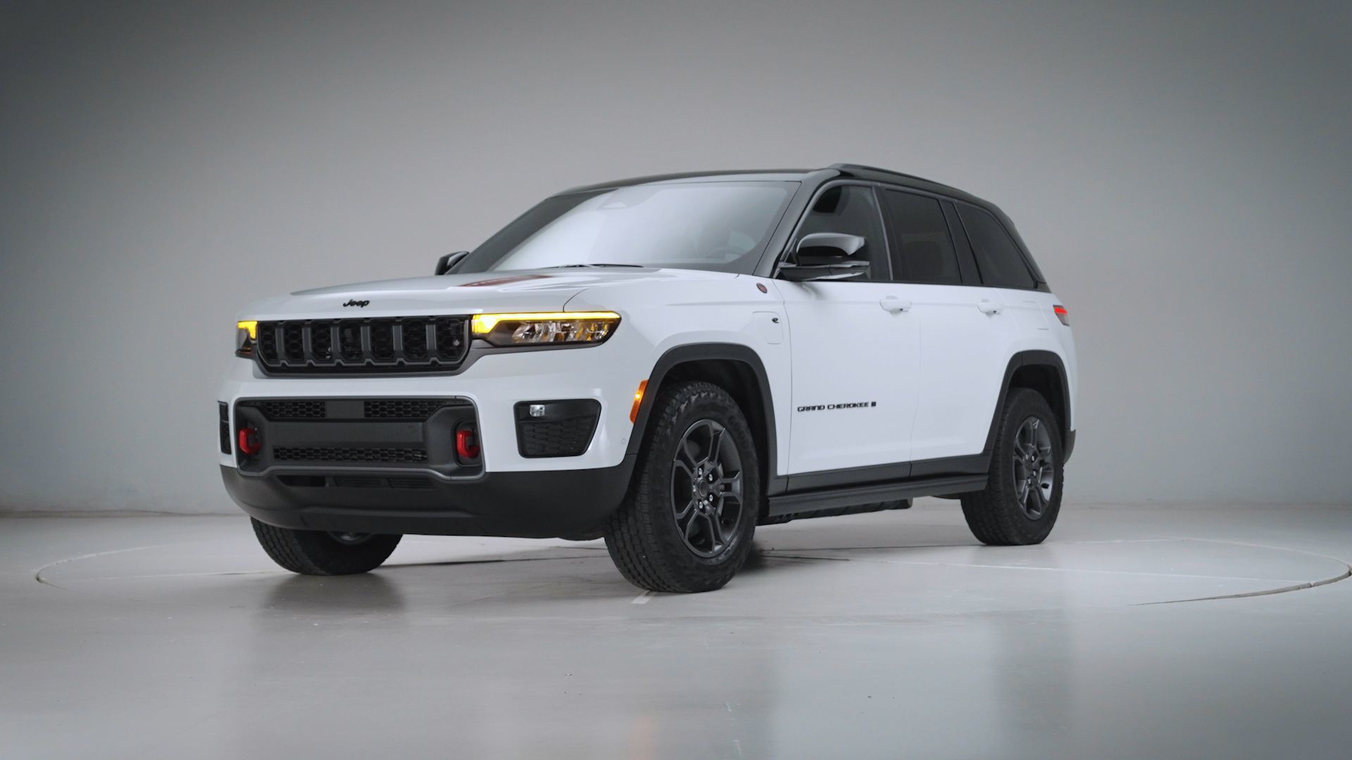 What Makes the 2026 Jeep Grand Cherokee's Hurricane 4 Turbo Different ...