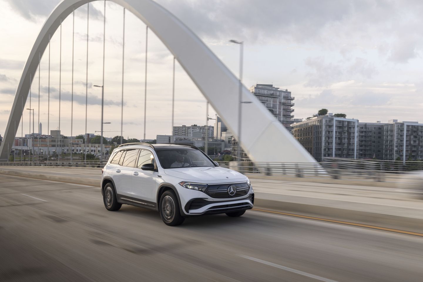 Mercedes-Benz EQB : tout ce qu’il faut savoir | Mercedes-Benz de ...