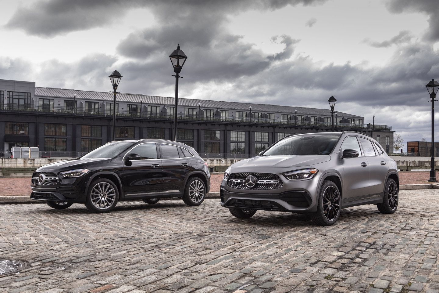 Quelles sont les différences entre les Mercedes-Benz GLA, le GLB et GLC ? | Mercedes-Benz de ...