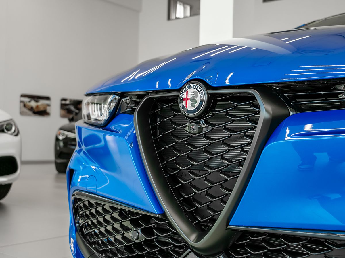 Scotti Alfa Romeo in Montreal | 2024 Alfa Romeo Tonale PHEV Veloce ...
