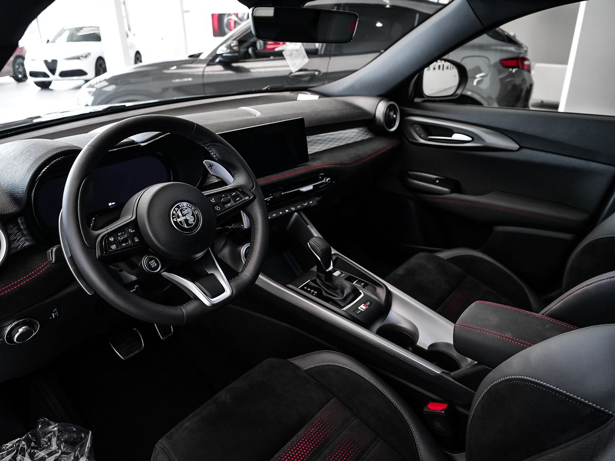 Scotti Alfa Romeo in Montreal | 2024 Alfa Romeo Tonale PHEV Veloce ...