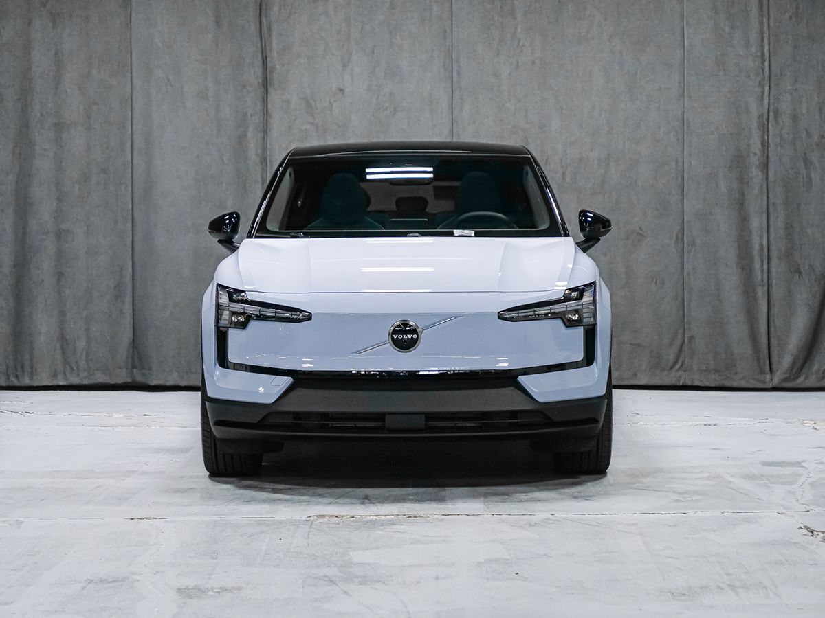 2025 Volvo EX30 - Cloud Blue - Pictures