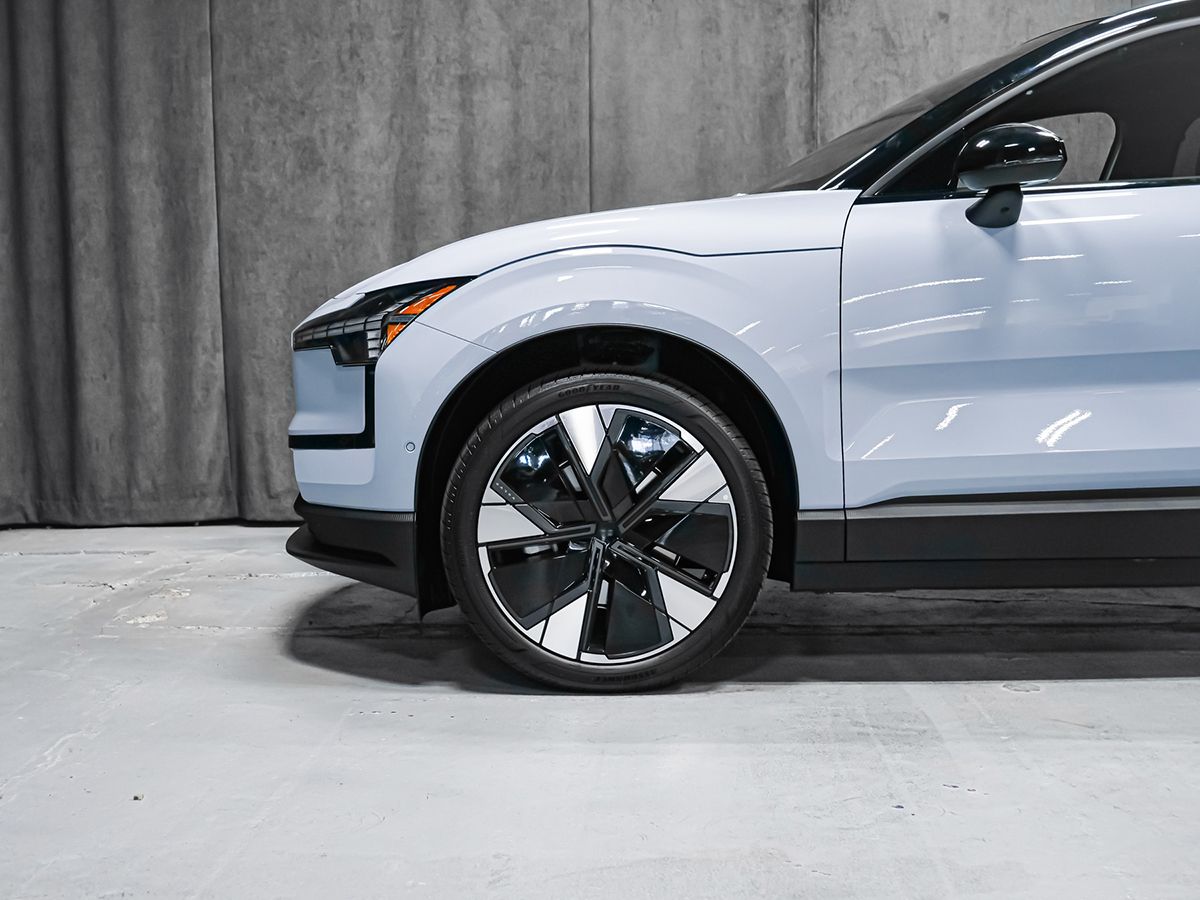 2025 Volvo EX30 - Cloud Blue - Pictures