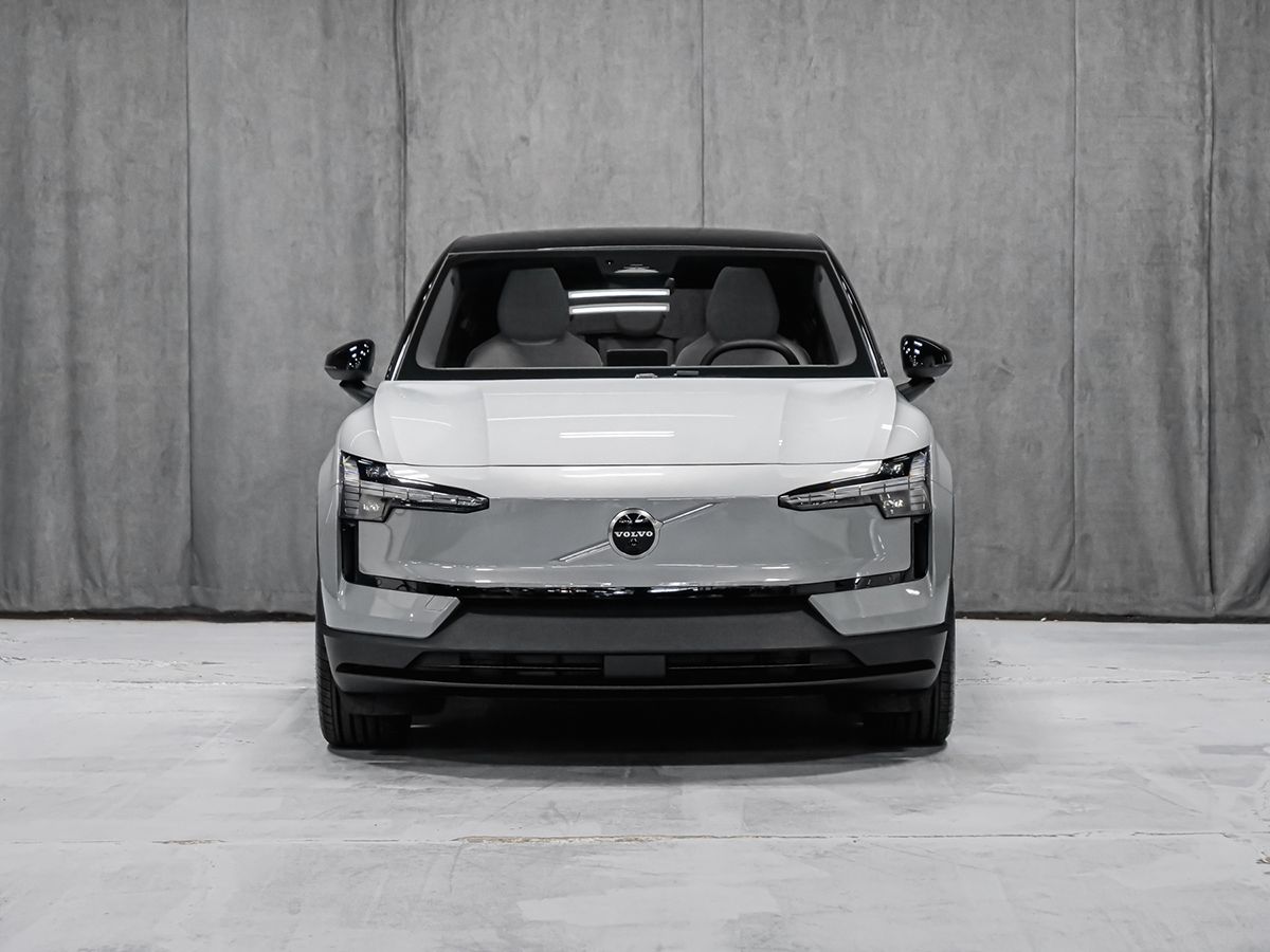 2025 Volvo EX30 - Vapour Grey - Pictures