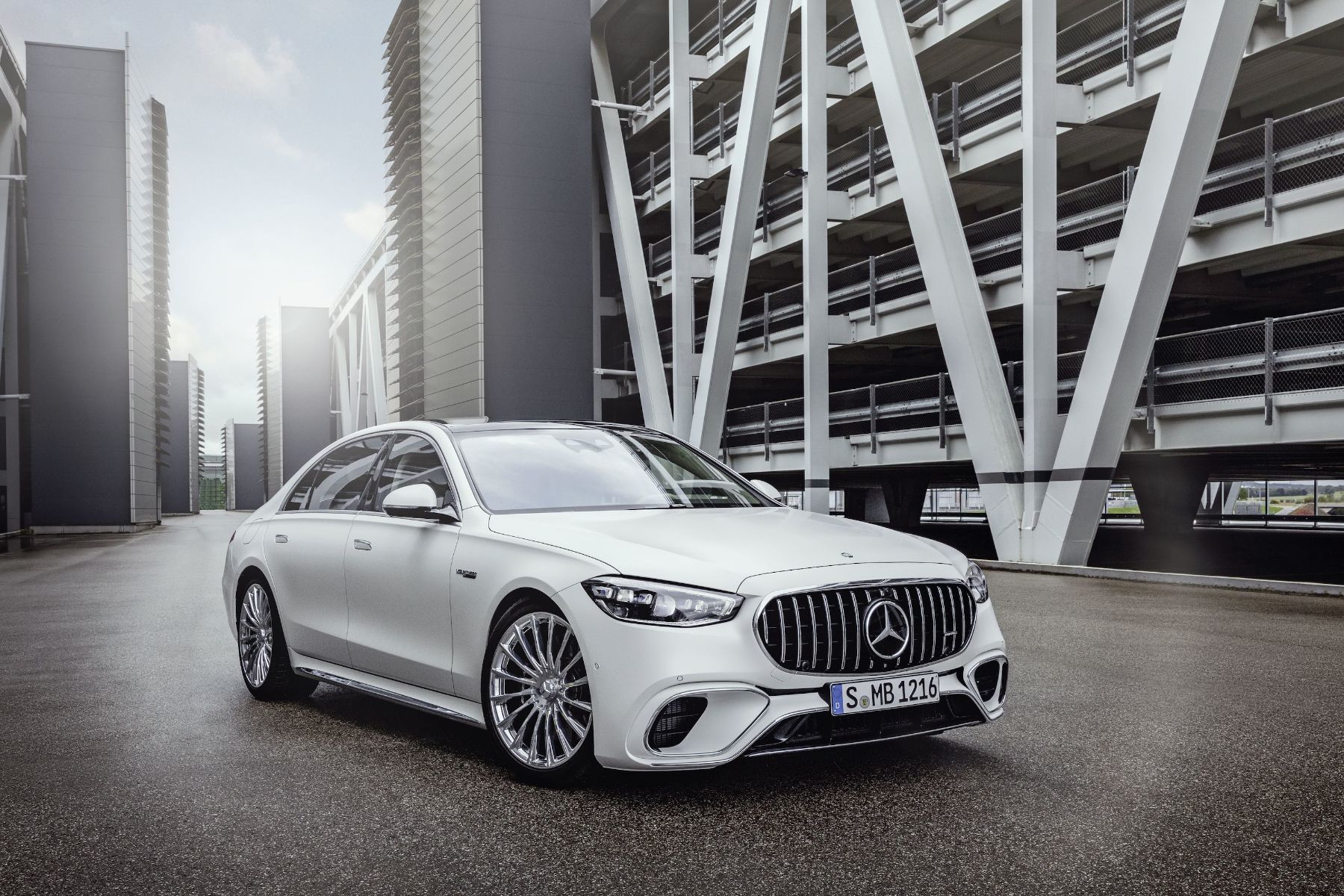 Mercedes-Benz St-Nicolas | La nouvelle Mercedes-AMG S 63 AMG: Presque ...