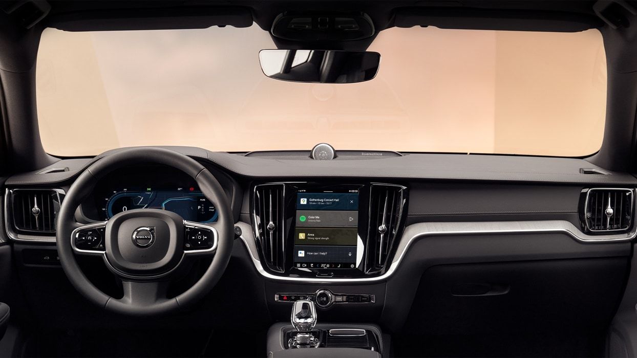 Volvo V60 et V60 Cross Country 2023 : à vous la route