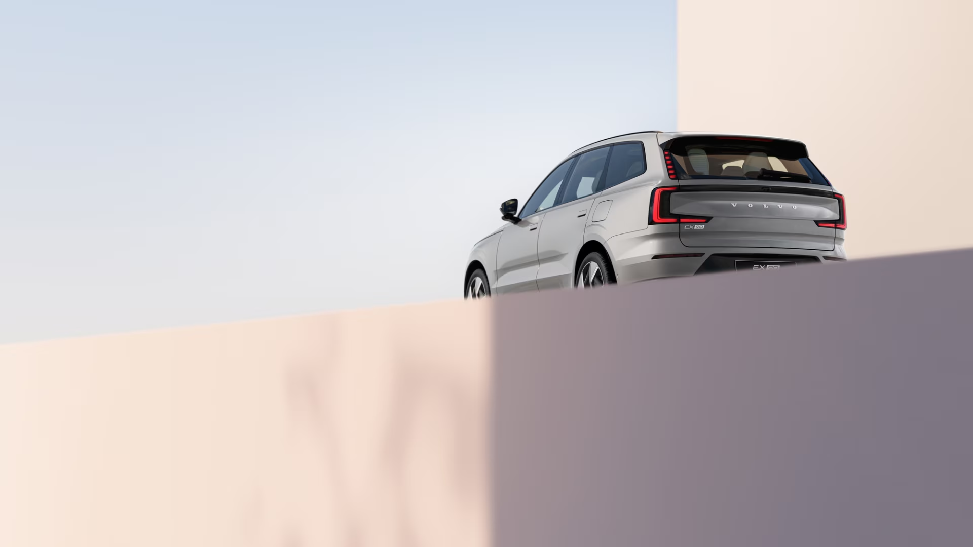 Volvo EX90 2024 : le VUS électrique