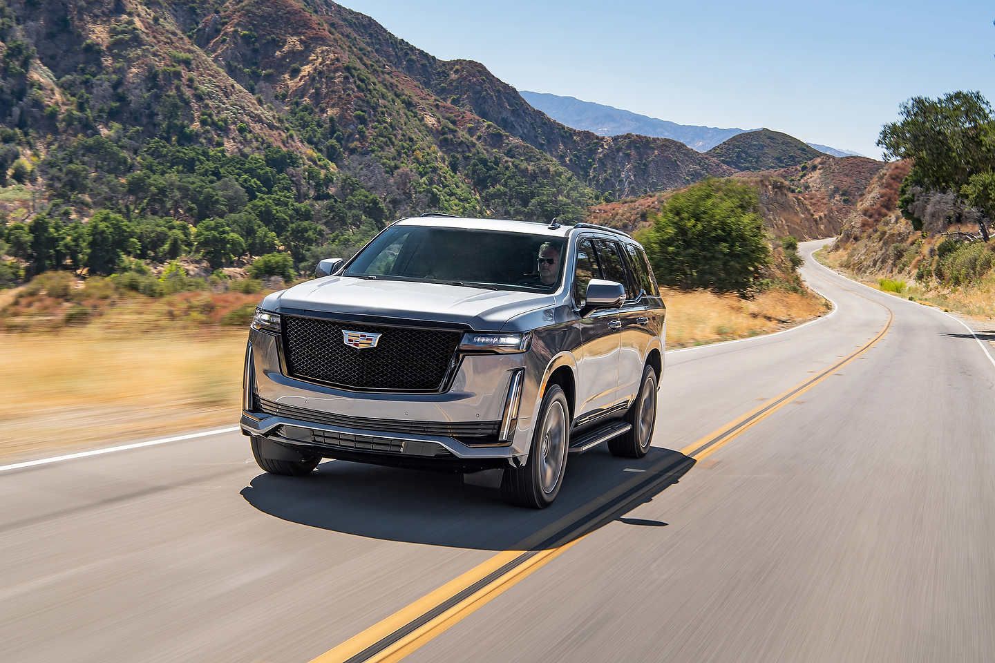 Cadillac Escalade 2021 vs Land Rover Range Rover 2021: dans la classe ...