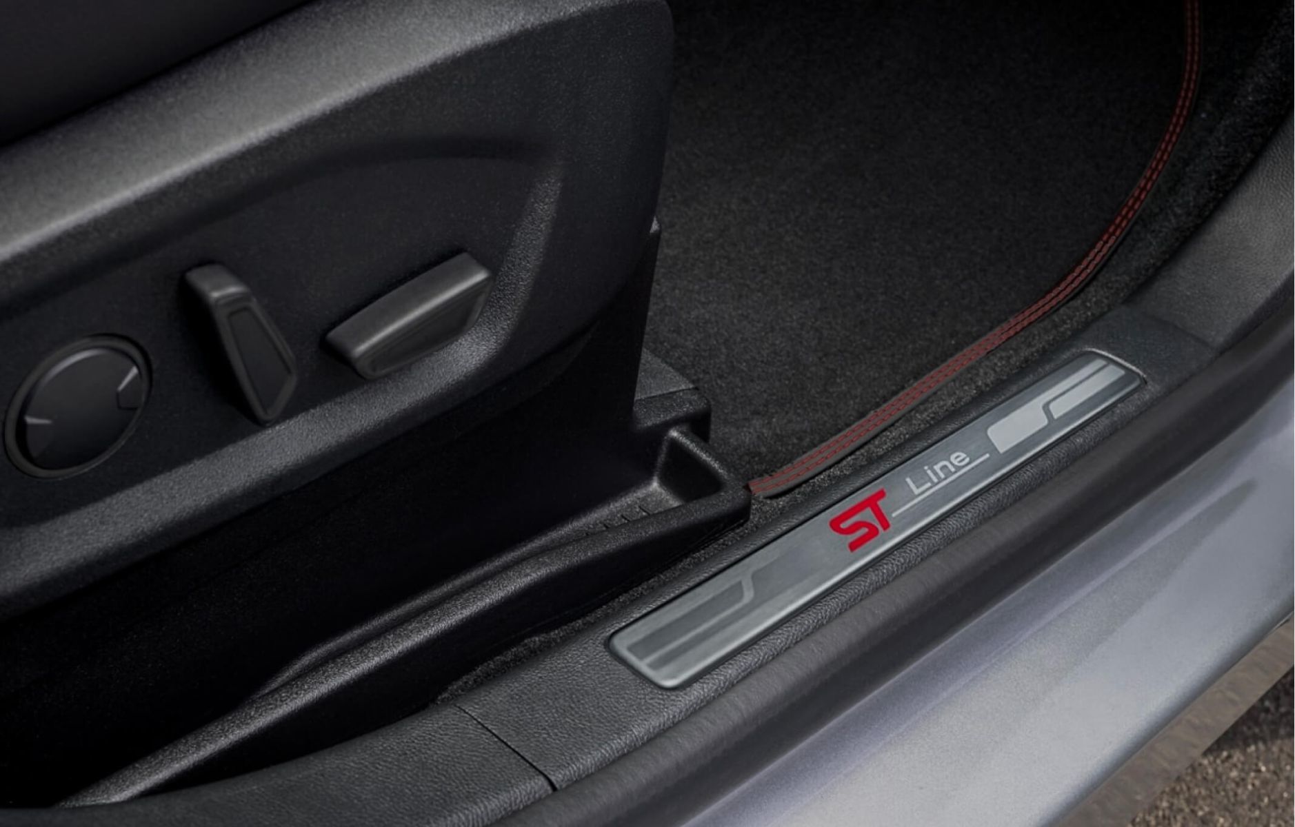 People Can’t Seem To Get Enough Of The New Ford Edge ST | Bayfield Ford ...