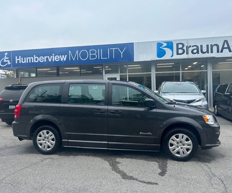 2019 Dodge Grand Caravan w/ Braun CompanionVan Conversion | Humberview ...