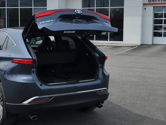 How to Activate Toyota Kick Sensor