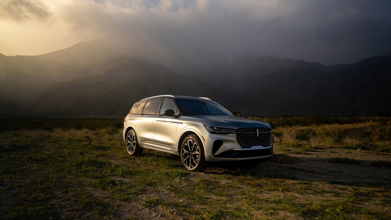 Key Features of 2024-2025 Lincoln Hybrid Powertrains