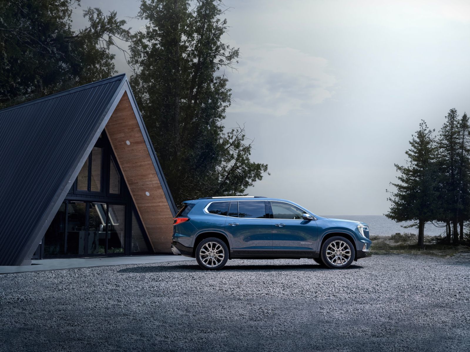 A Detailed Look at the Redesigned 2025 GMC Acadia