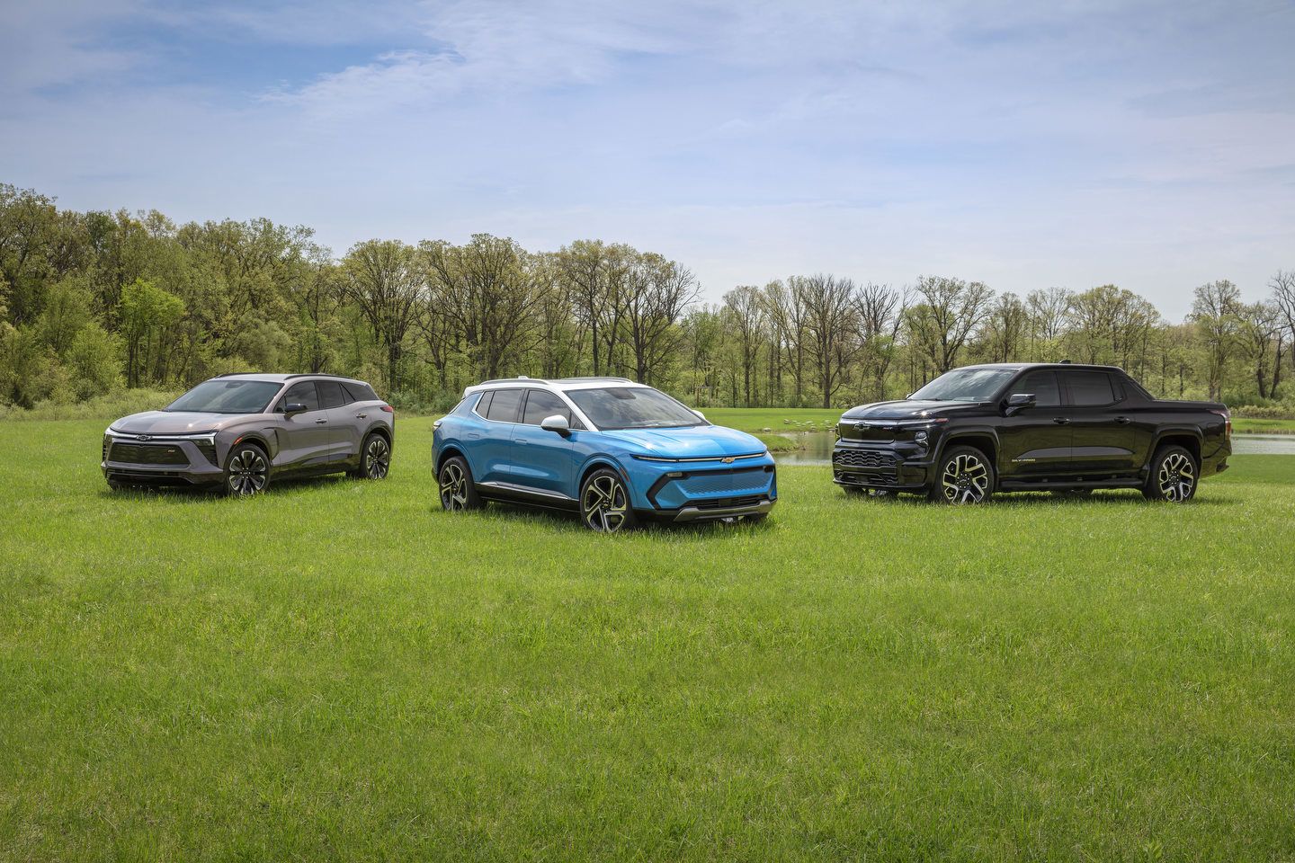 The Top 2024-2025 Electric Vehicles With Over 400 KM of Range ...