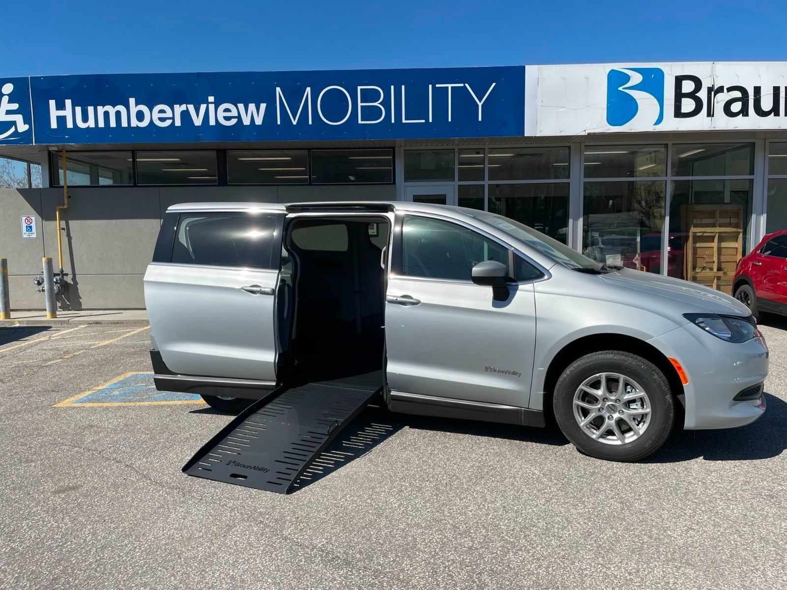 Comparing Side-Entry and Rear-Entry BraunAbility Solutions for