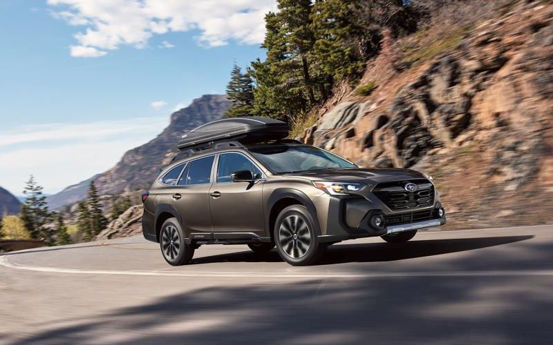 Marino's Fine Cars in Toronto | 2024 Subaru Outback vs. 2024 Honda CR-V