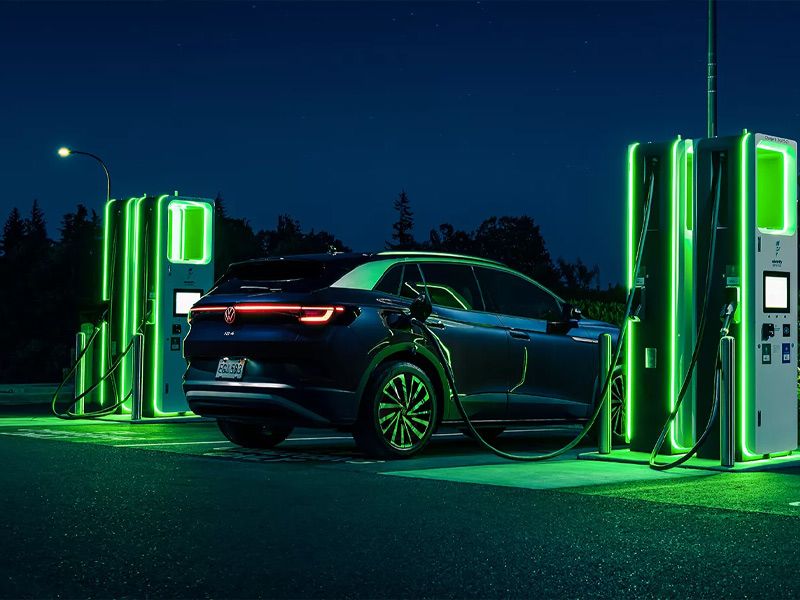 Five Tips to Choose Between a Hybrid, Plug-In Hybrid, and Electric ...