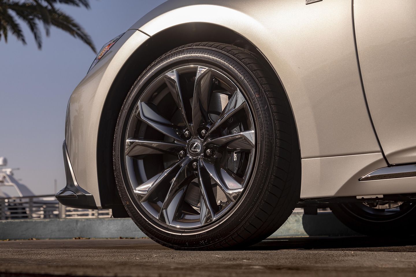 Regency Lexus | Your summer tires for your Lexus at the best price ...