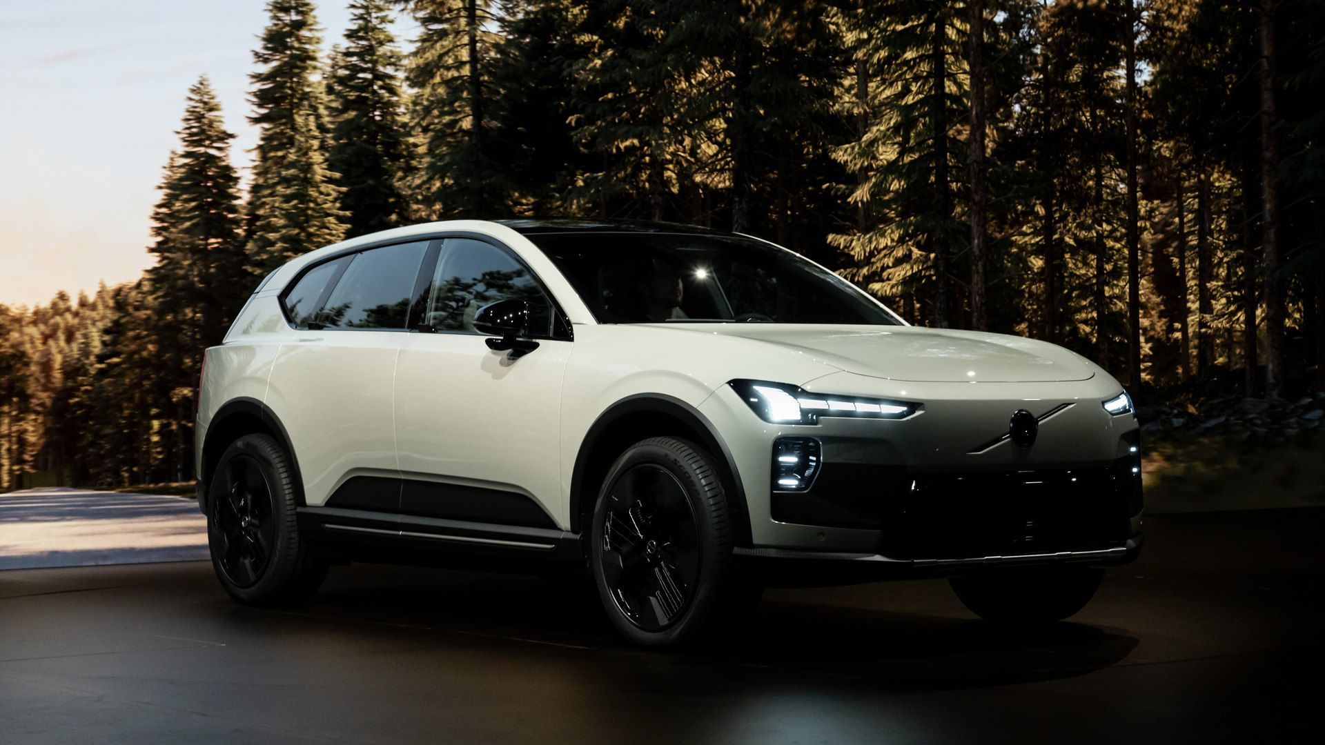 2027 Volvo EX60 Unveiled: Advanced AI Integration and Class-Leading ...
