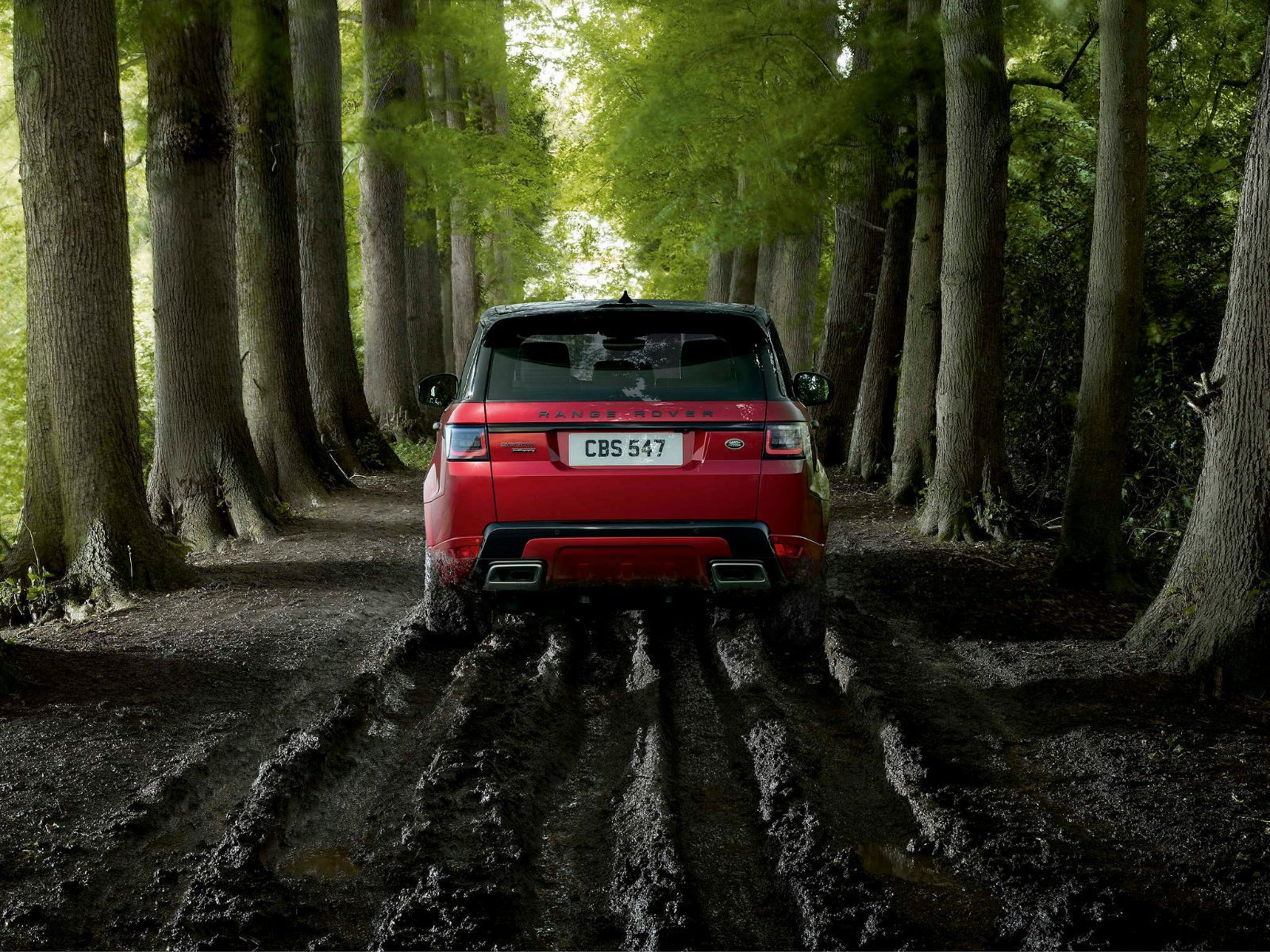 Range Rover Sport 2022 Red Wallpaper