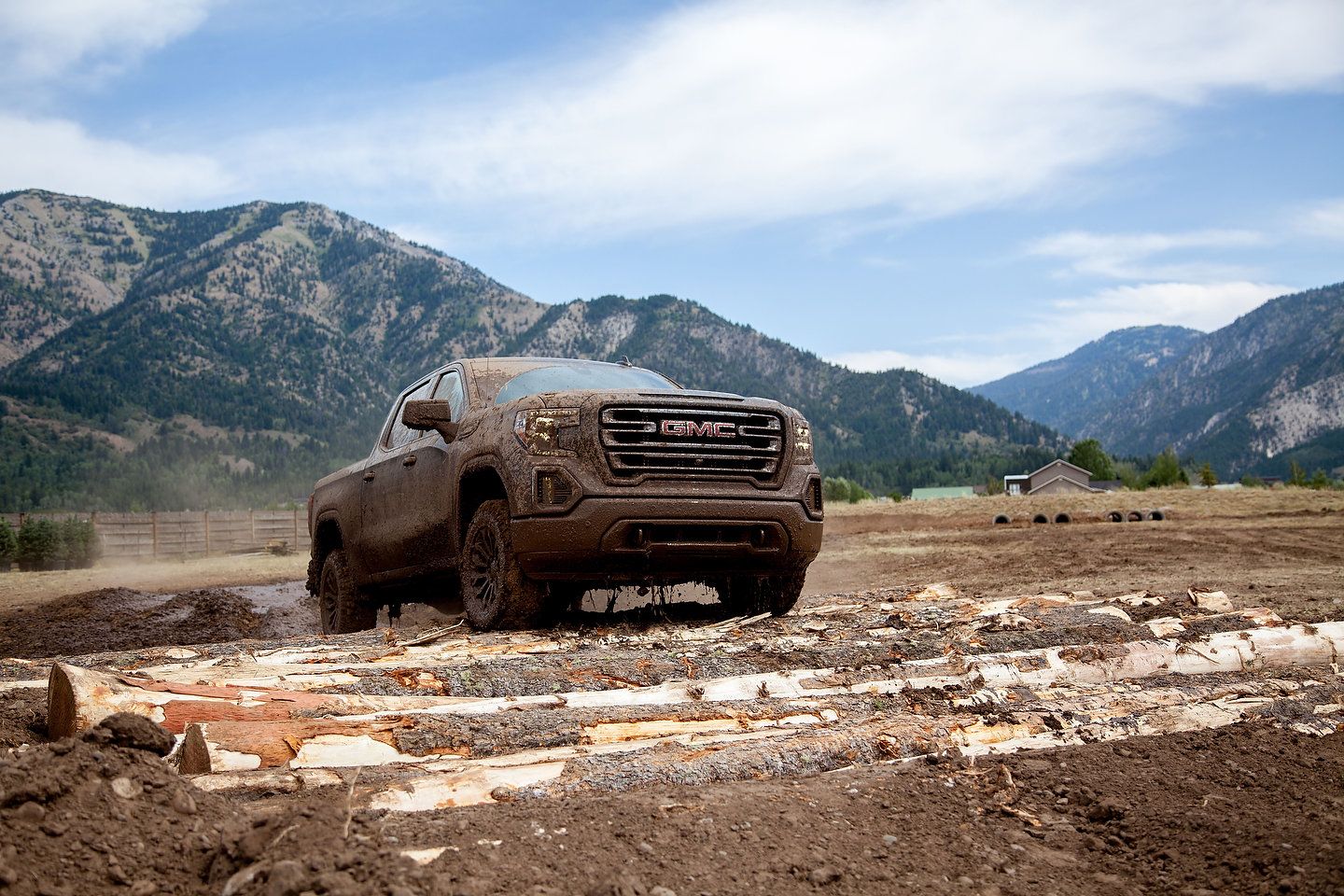GMC Sierra 1500 Duramax vs. Ram 1500 EcoDiesel | Wheaton Buick GMC