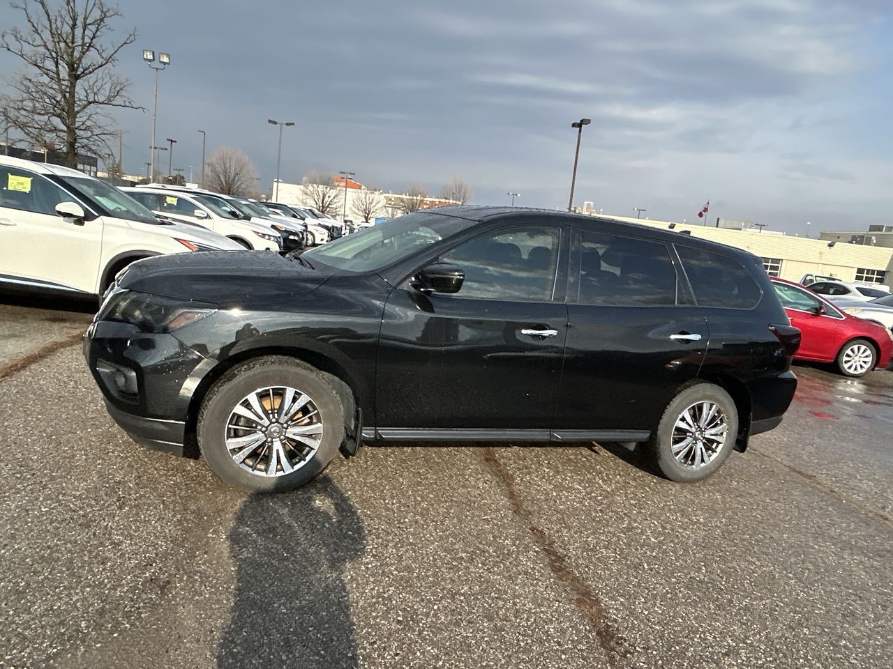 401 Dixie Nissan in Mississauga | 2019 Nissan Pathfinder S V6 4x4 at