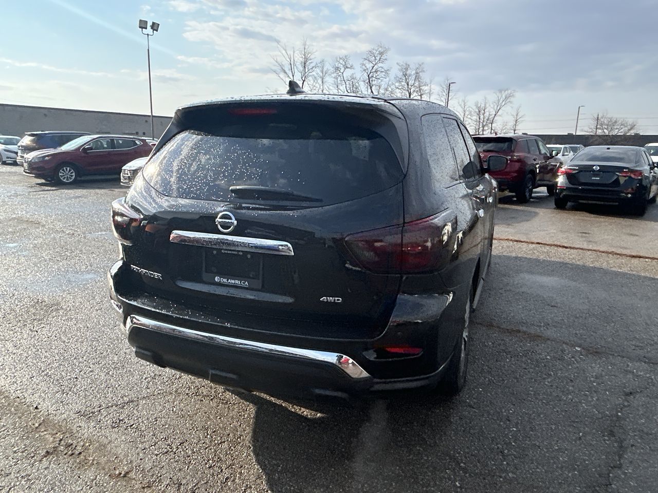 401 Dixie Nissan in Mississauga | 2019 Nissan Pathfinder S V6 4x4 at
