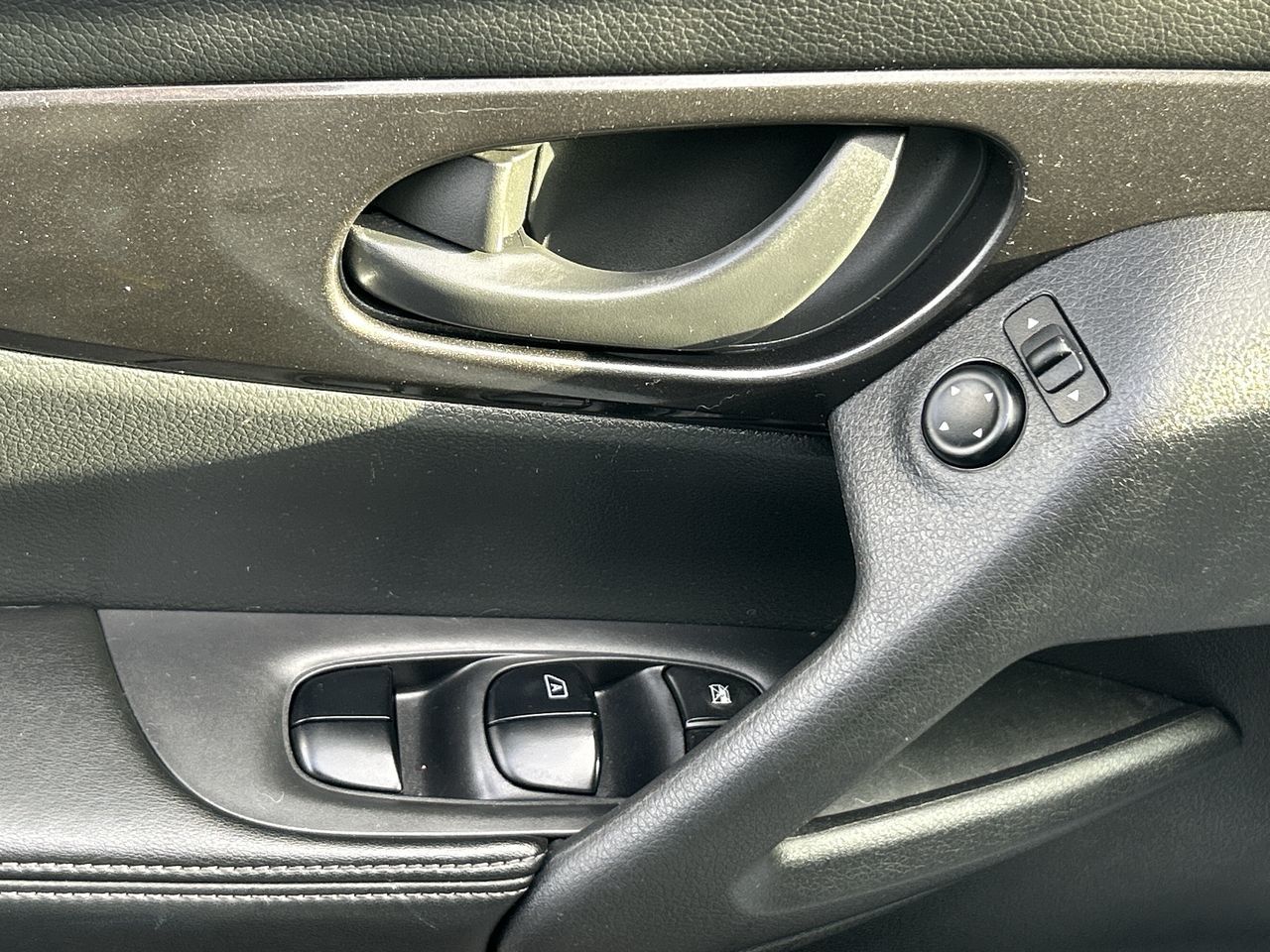 401 Dixie Nissan in Mississauga | 2019 Nissan Rogue S AWD CVT