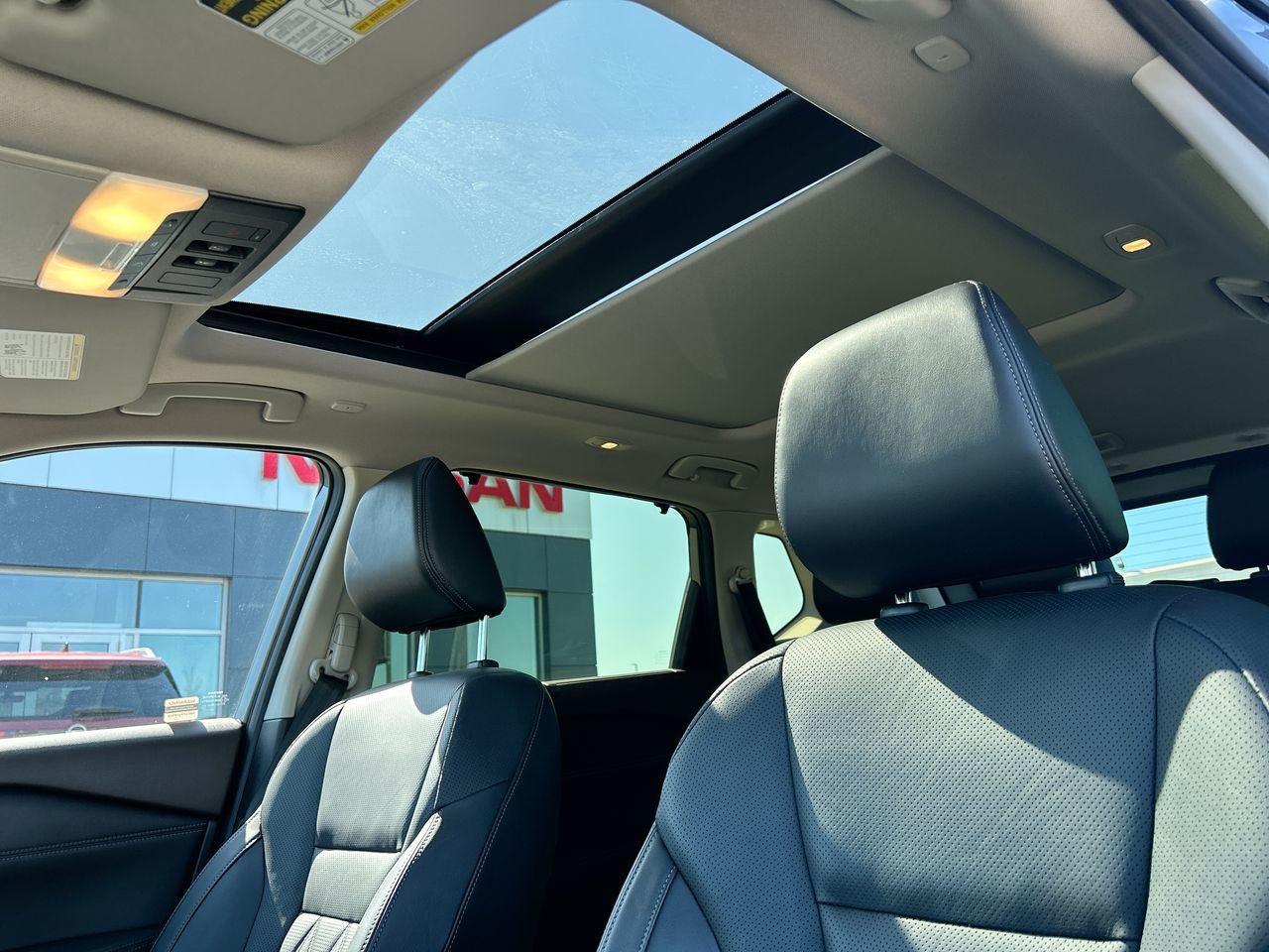 401 Dixie Nissan in Mississauga | 2023 Nissan Rogue Platinum