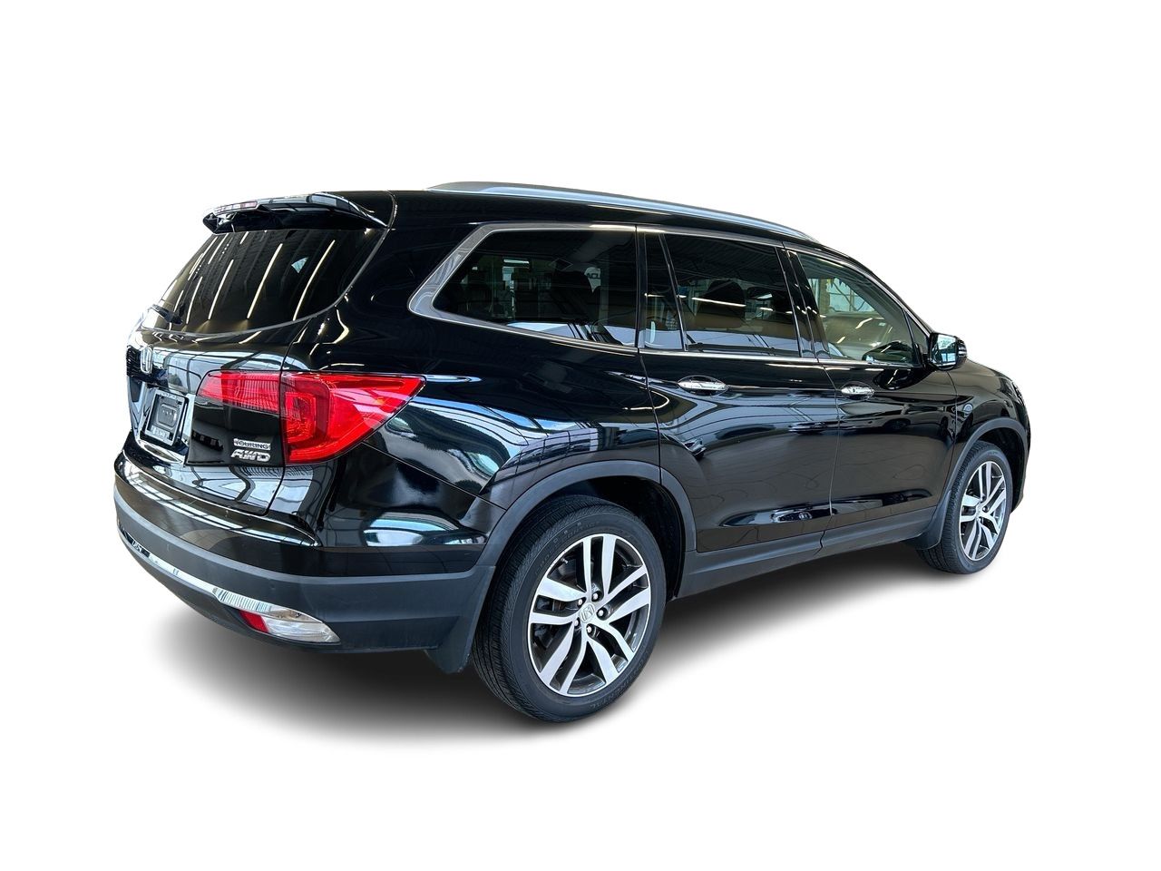 North Vancouver Nissan | 2018 Honda Pilot Touring 9AT