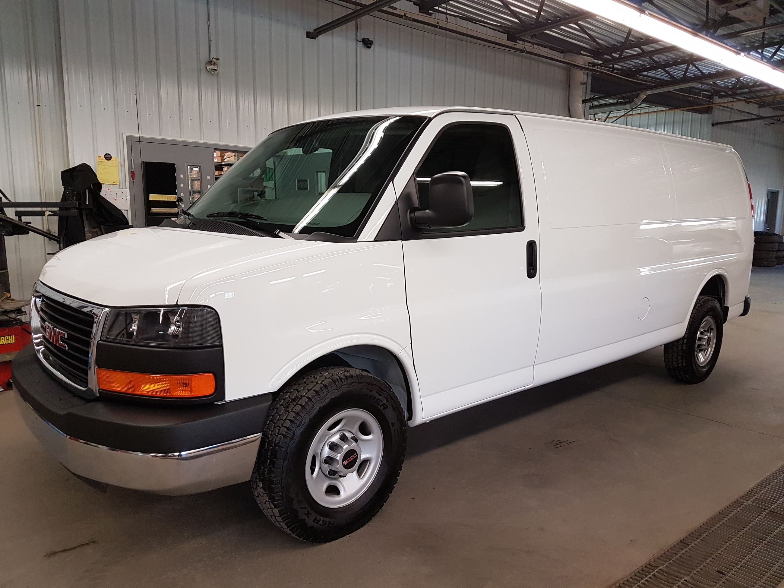 Thetford Honda | GMC Savana Cargo Van 2500 155'' LONGUE COMME NEUVE ...