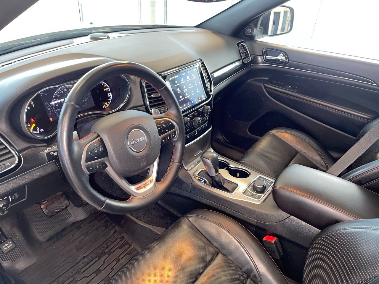 Regina Honda | 2021 Jeep Grand Cherokee Trailhawk | #6L1879B