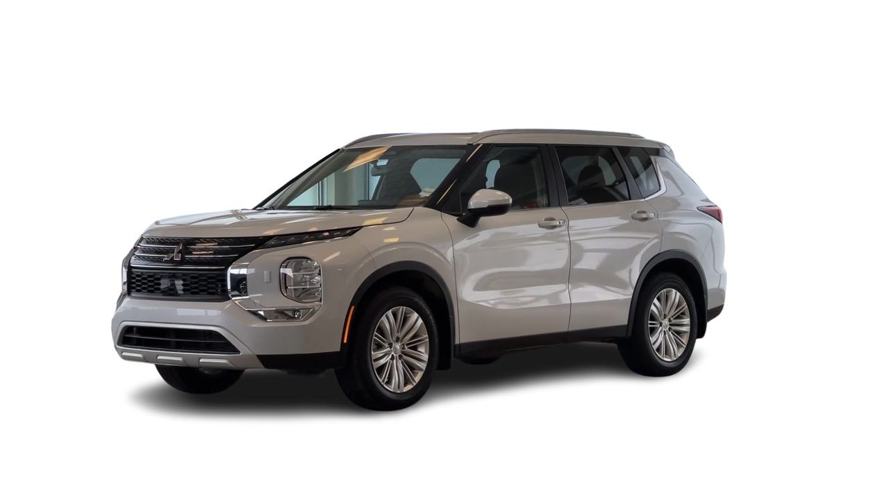 Regina Nissan | 2024 Mitsubishi Outlander SE S-AWC, Heated Seats, Sunroof;
