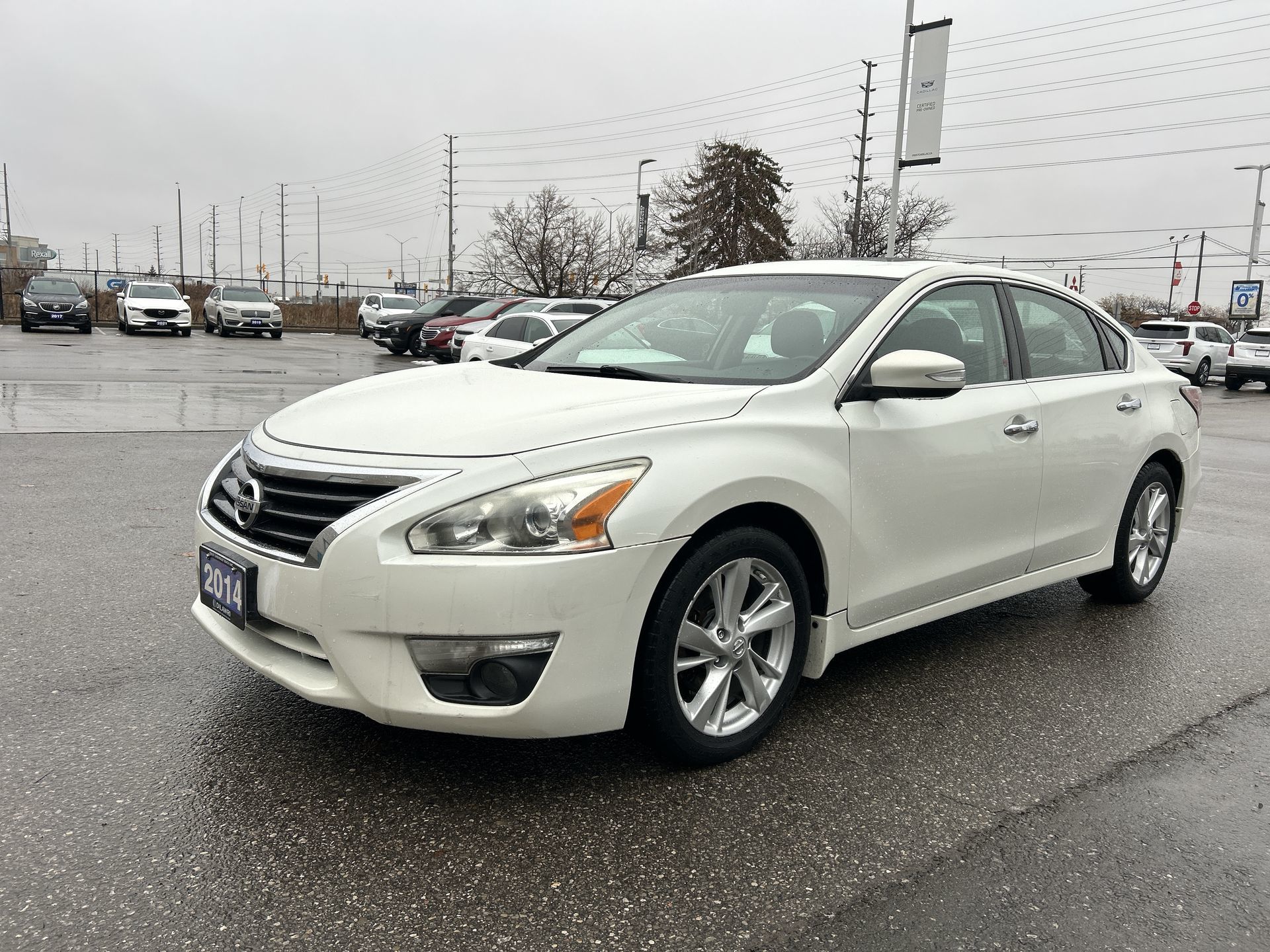 2014 Nissan Altima Sedan 2.5 SL CVT | #4110A | Dilawri INEOS Grenadier