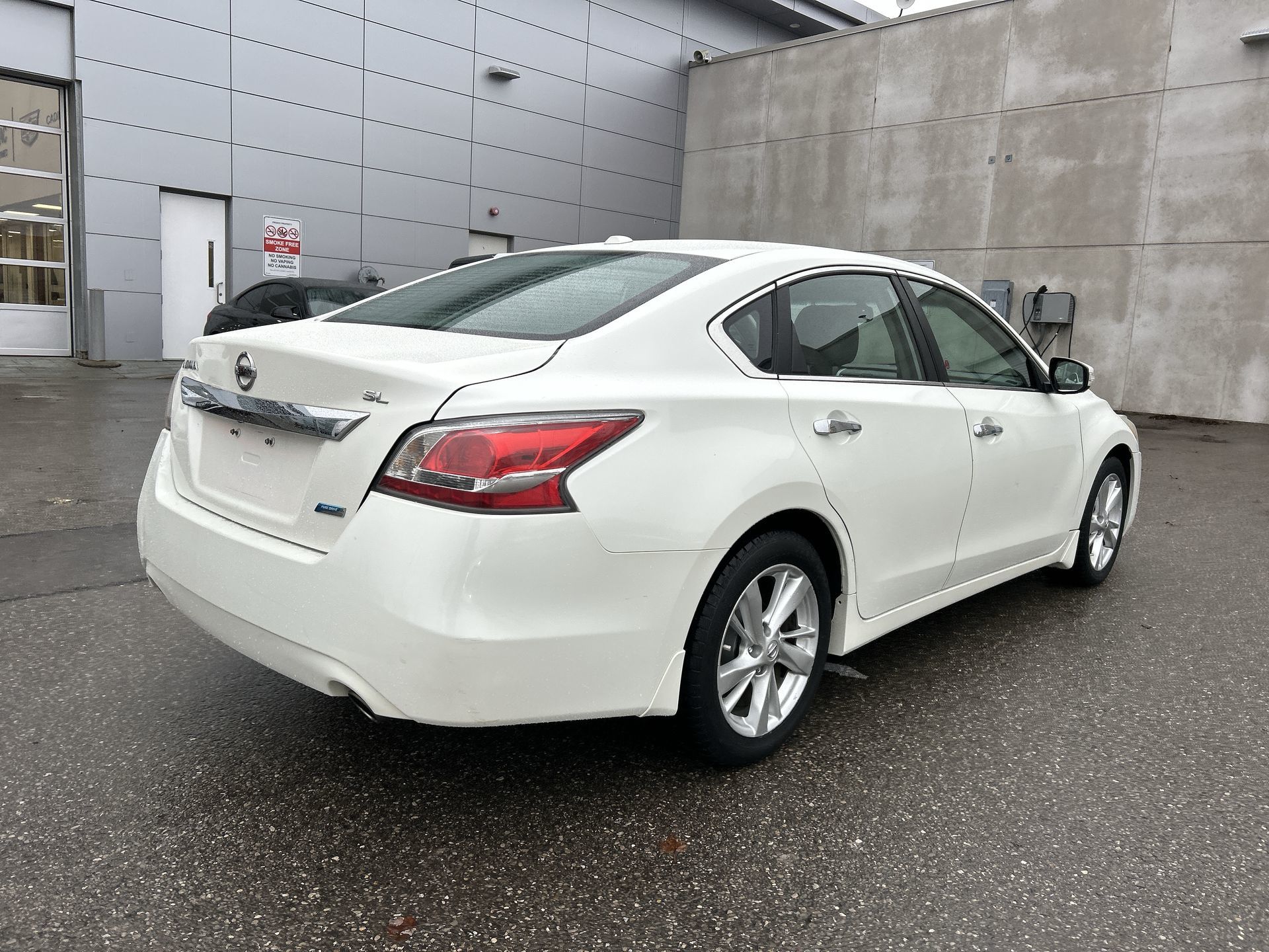 2014 Nissan Altima Sedan 2.5 SL CVT | #4110A | Dilawri INEOS Grenadier